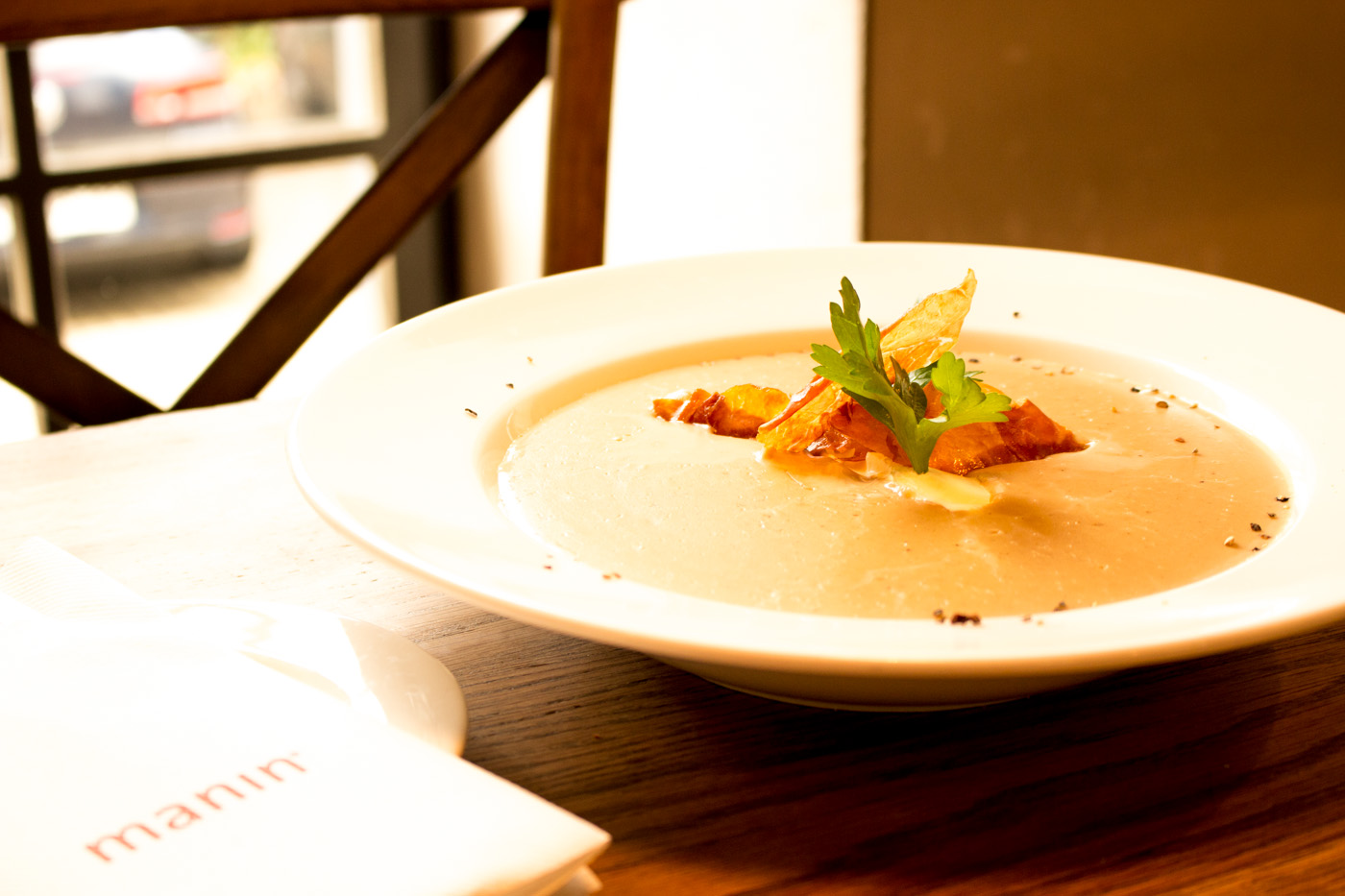 manin | Restaurant | Café | Bar